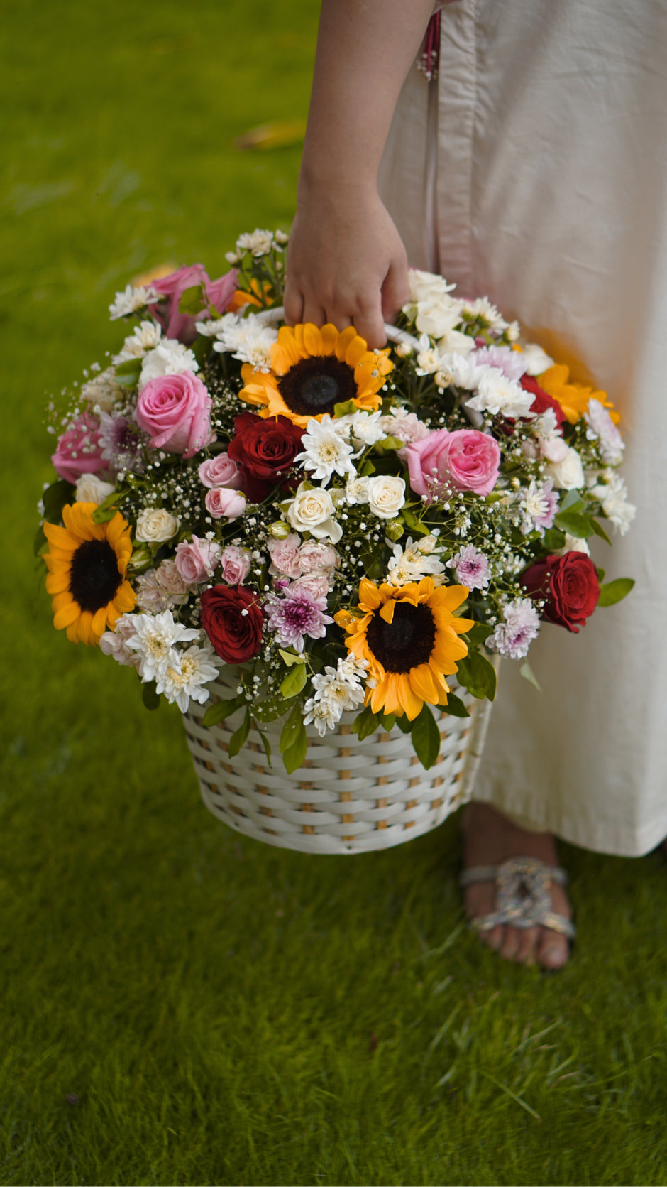 Blooms & Bouquets: Fresh Flowers Express Emotion | Gulbaan