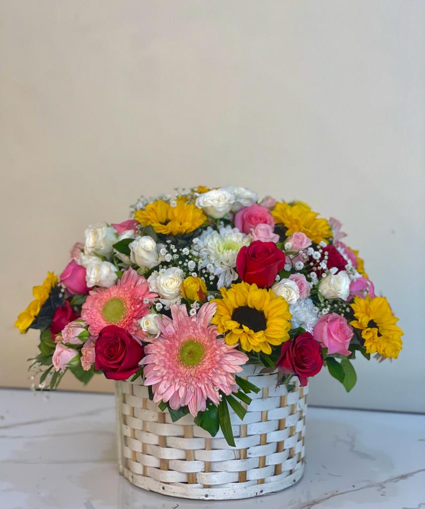 Blooms & Bouquets: Fresh Flowers Express Emotion | Gulbaan