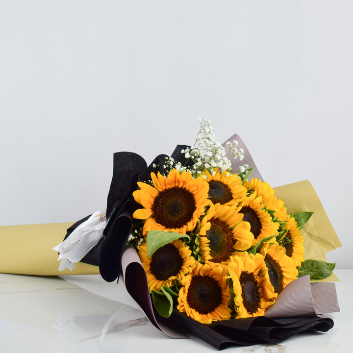 Blooms & Bouquets: Fresh Flowers Express Emotion | Gulbaan